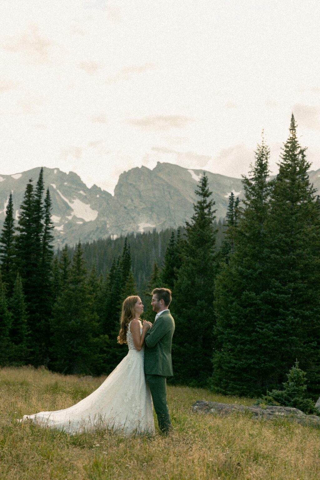 Colorado Elopement | Gavin & Amanda - rendezvouselopements.com